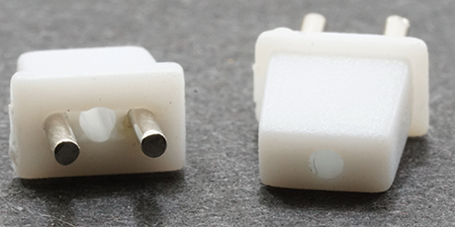 MH44007 - Petite: Wall Plugs Without Wire, 4/Pk